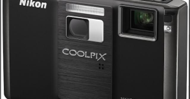 Prima camera foto cu proiector